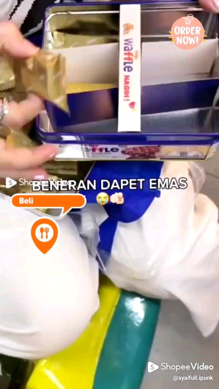 Tango wafer kaleng berhadiah emas | Shopee Video Indonesia